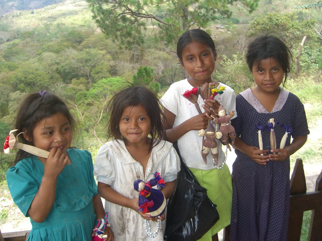 Chortis: Ubicación, Religion, Vestimenta, y mas sobre ellos