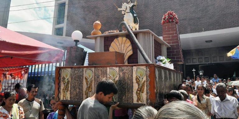 Chortis: Ubicación, Religion, Vestimenta, y mas sobre ellos