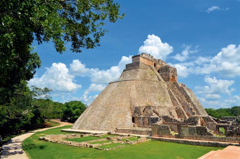 Sociedad maya: Clases sociales, piramide, tipos y más