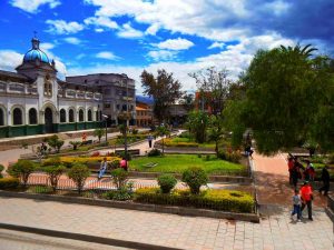 AZUAY: Historia, vestimenta, artesanías y mucho más