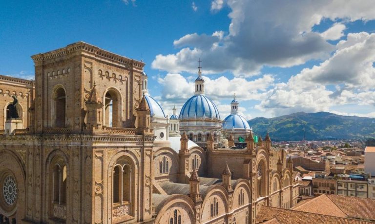 AZUAY: Historia, vestimenta, artesanías y mucho más