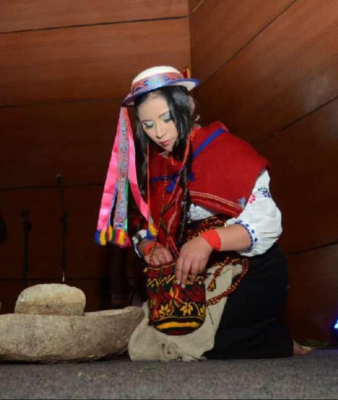 Aprende todo sobre los PURUHAES, historia, costumbres y creencias